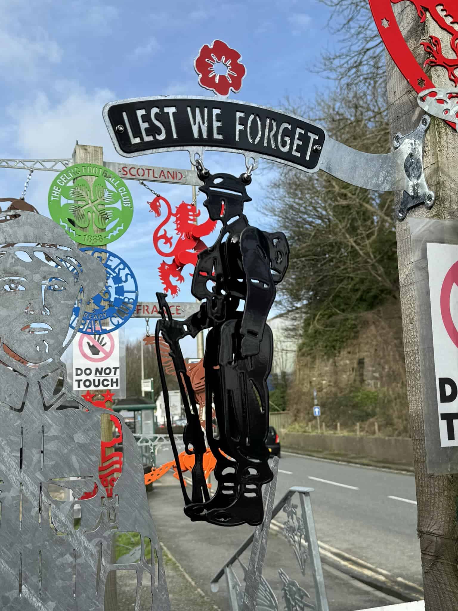 3D Lest We Forget Soldier – Creative Metal Art
